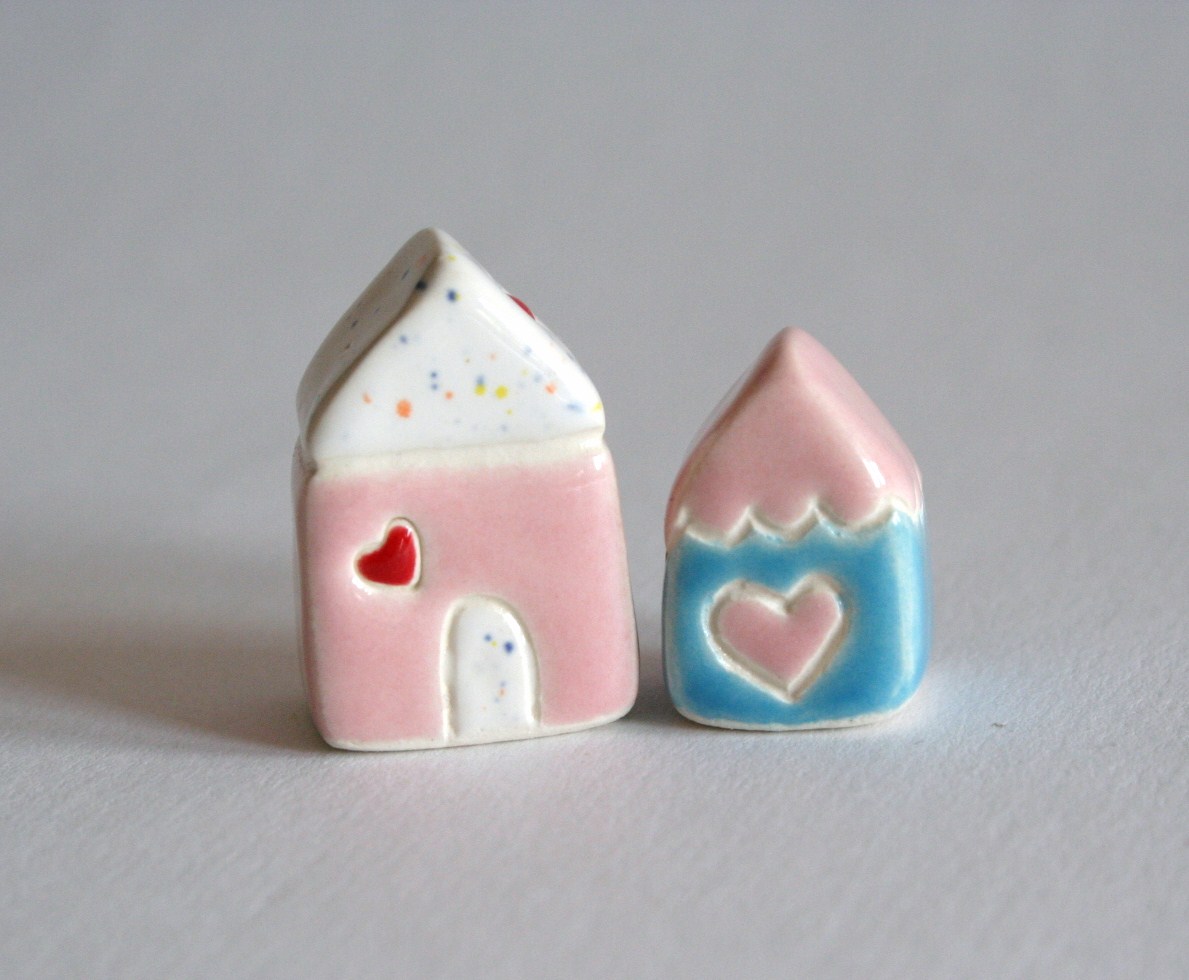 Little Clay House Set Pink Blue White Miniature Pottery Cottage on Luulla